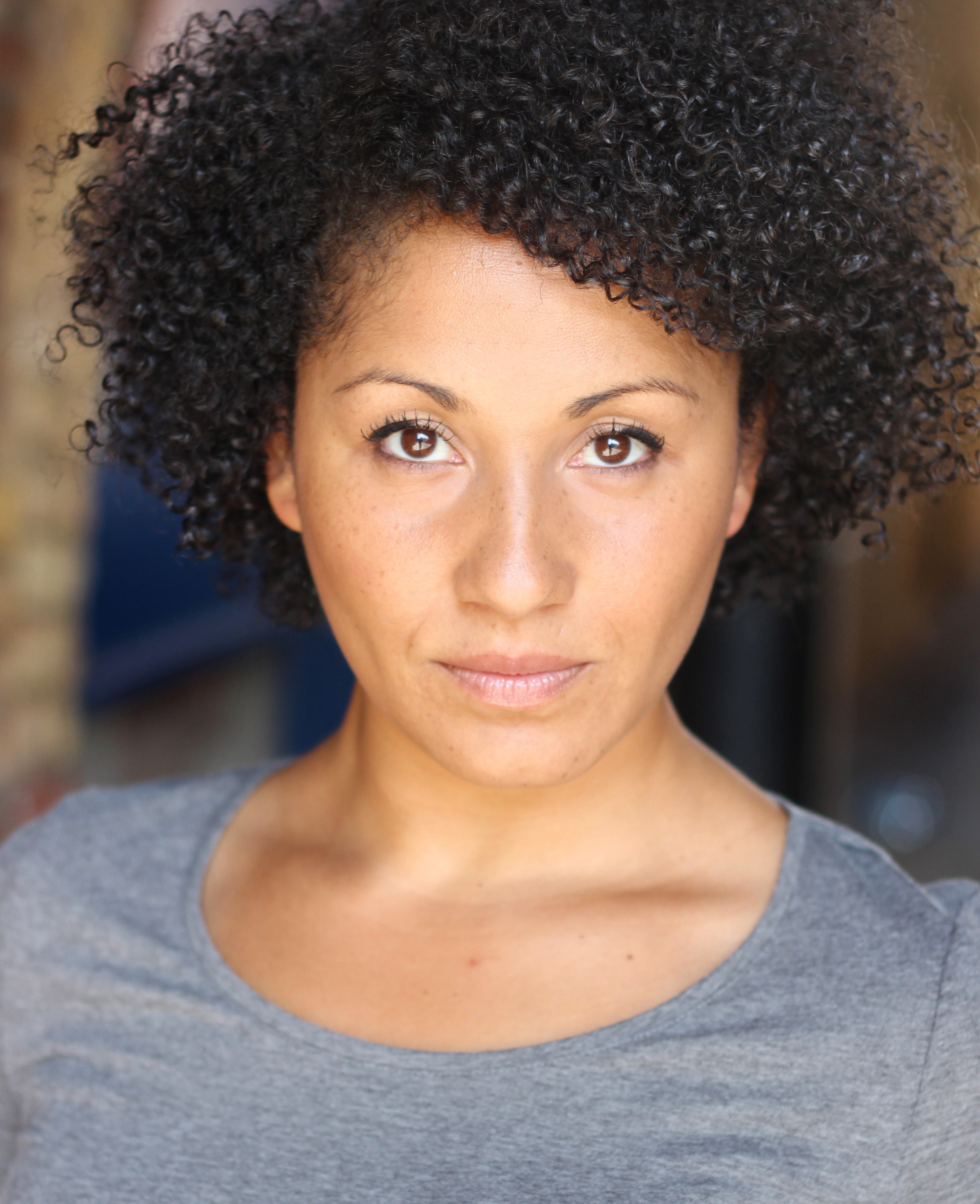 danielle-henry-headshot- – TresA